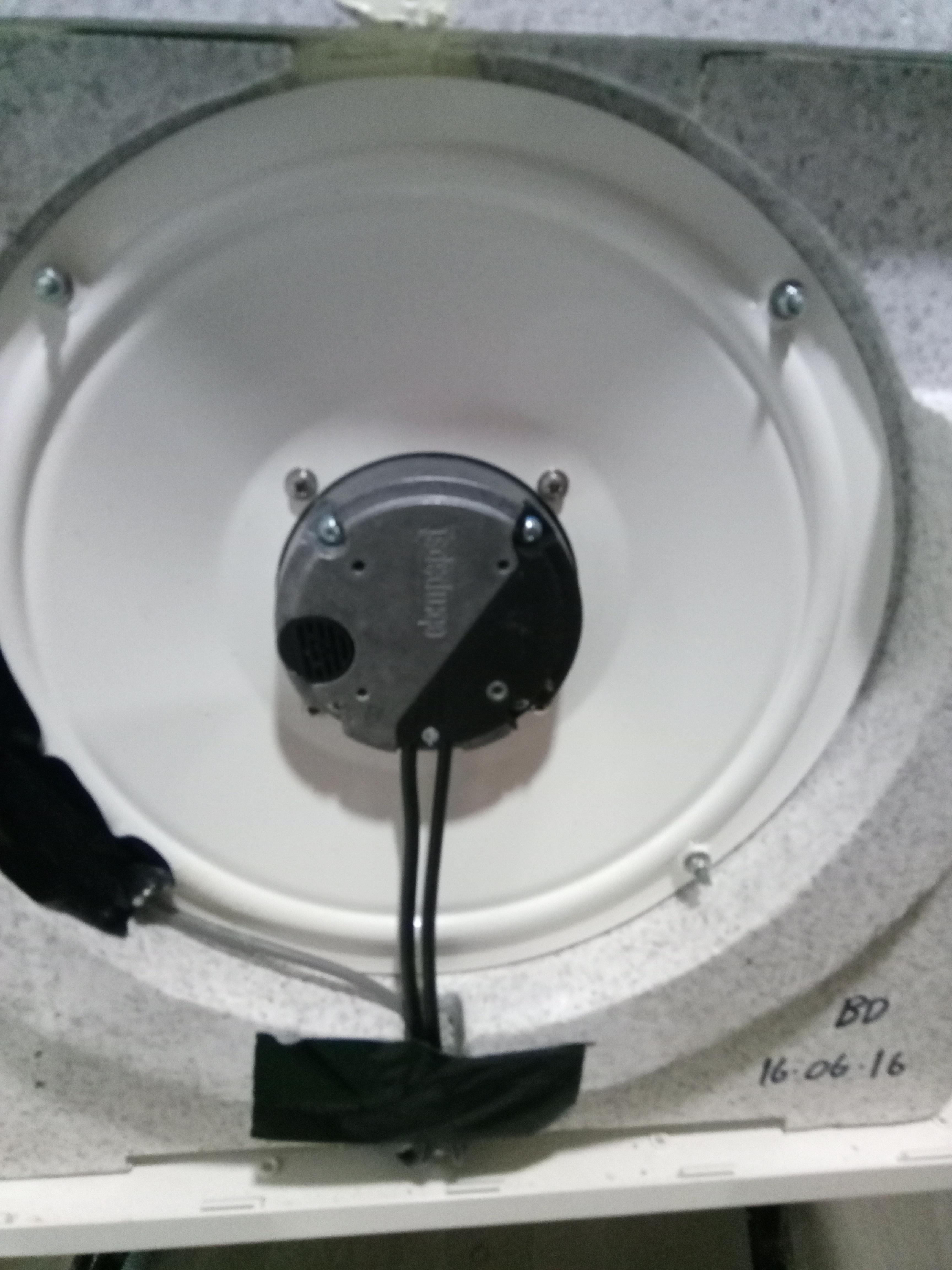 Replacing bearing in fan - Vent Axia Sentinel Kinetic Plus B ...